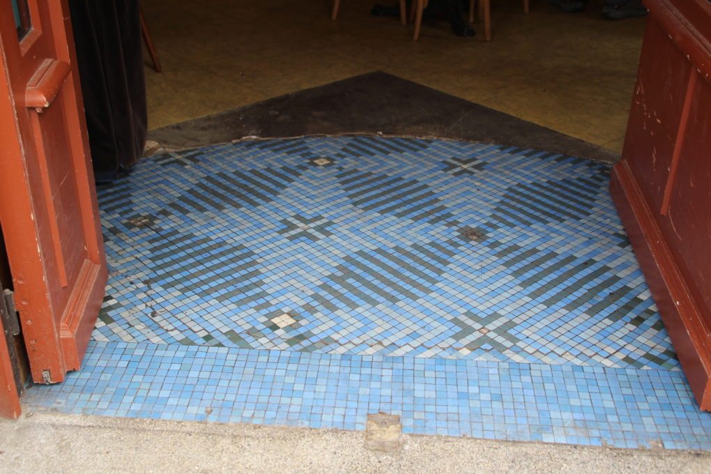 LES MOSAÏQUES ODORICO PAR DANIEL ENOCQ : UN PATRIMOINE À SAUVER