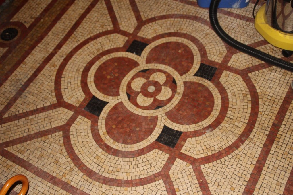 LES MOSAÏQUES ODORICO PAR DANIEL ENOCQ : UN PATRIMOINE À SAUVER