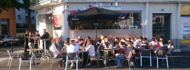 A Rennes WarpZone : un bar eSport unique en France