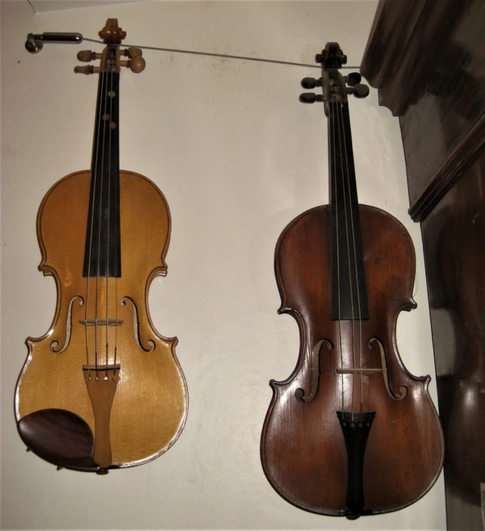 Rennes. ALEXANDRE MALLET luthier rue Saint-Hélier