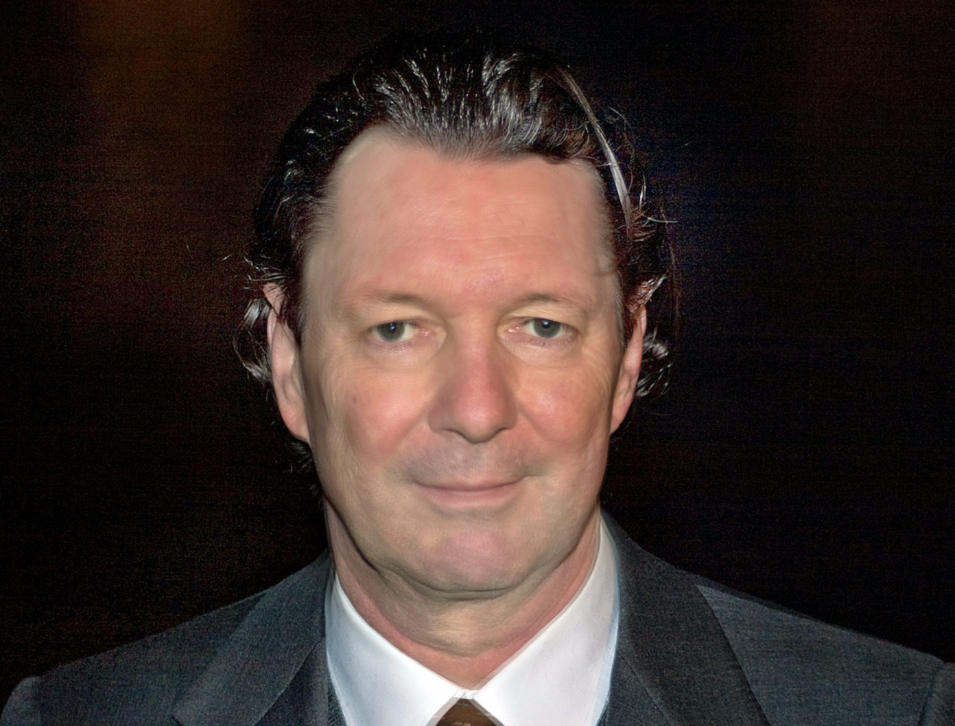 DANS SON ROMAN ÉLÉPHANT MARTIN SUTER MODIFIE LE VIVANT… | Unidivers.fr