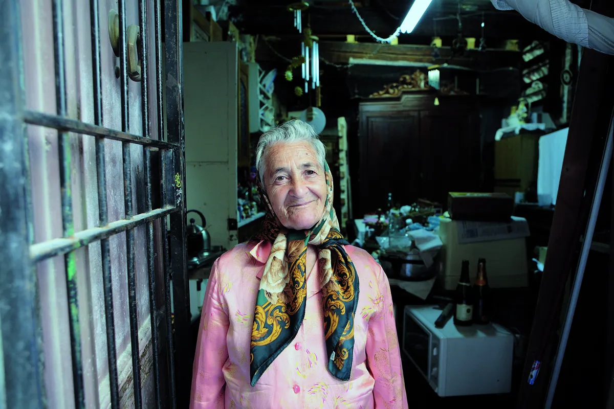 AVEC MILENA AGUS, UN VILLAGE RETROUVE SES COULEURS LE TEMPS D’UNE ...