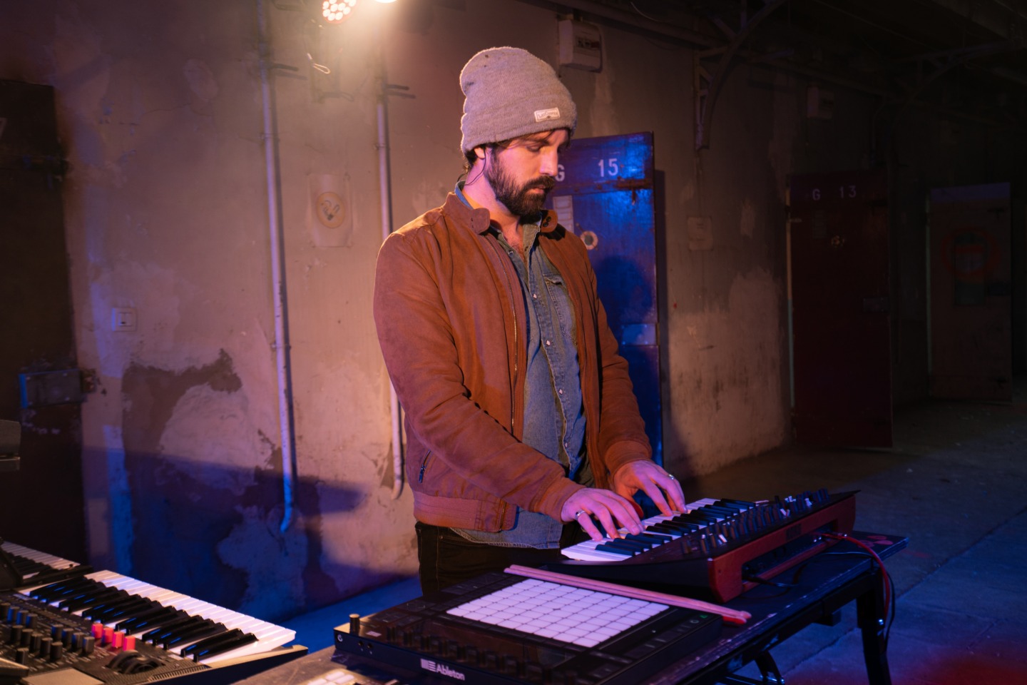 Rennes. Mehdi Zaïba fait résonner Boris Vian dans l’ancienne prison ...