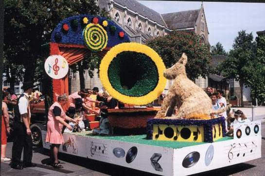 Vertou. Le carnaval de la Fête des cerises 2023 est dédié aux métiers ...