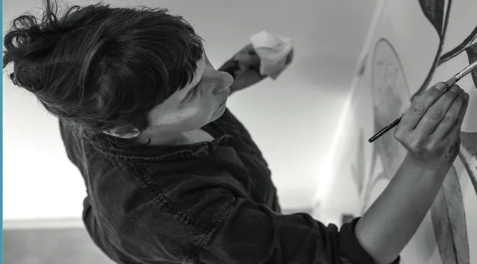 Baud. Mélanie Busnel expose au Musée de la Carte postale | Morbihan ...