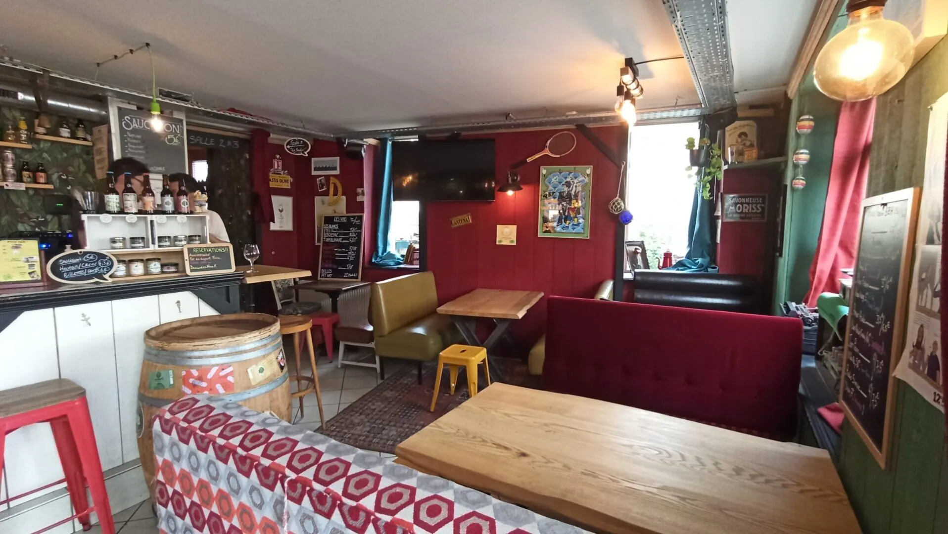 Bars de quartier Rennes. Les 400 coups, bières bretonnes et vins ...