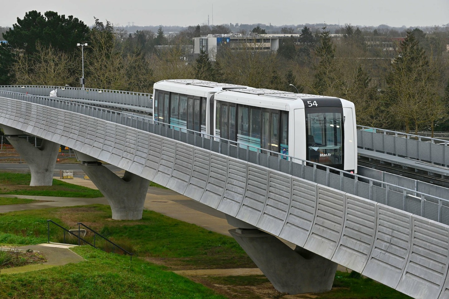 Métro, bus, navettes : le redéploiement du réseau de transport de Rennes