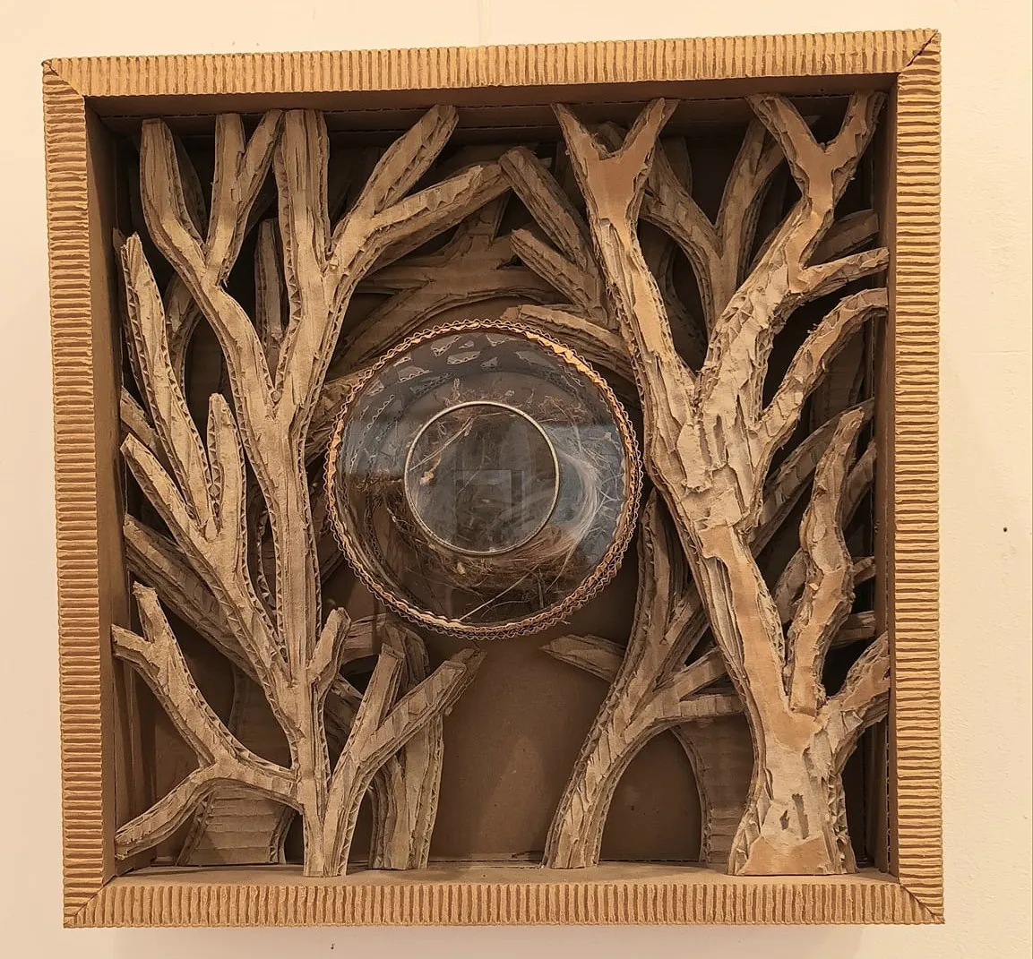 Morbihan. Denis Chédaleux expose ses œuvres en carton aux Ateliers du Faouët | Finistère news actus