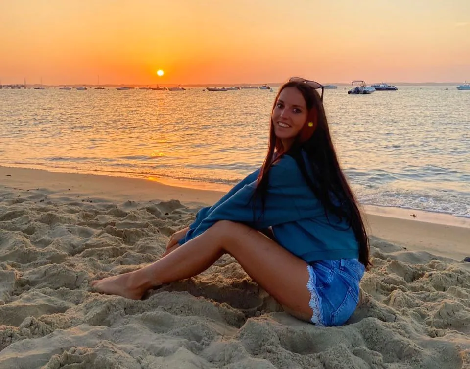 La Vie en Turquoise d’Elise Giraudau, l’hommage poignant à sa sœur disparue